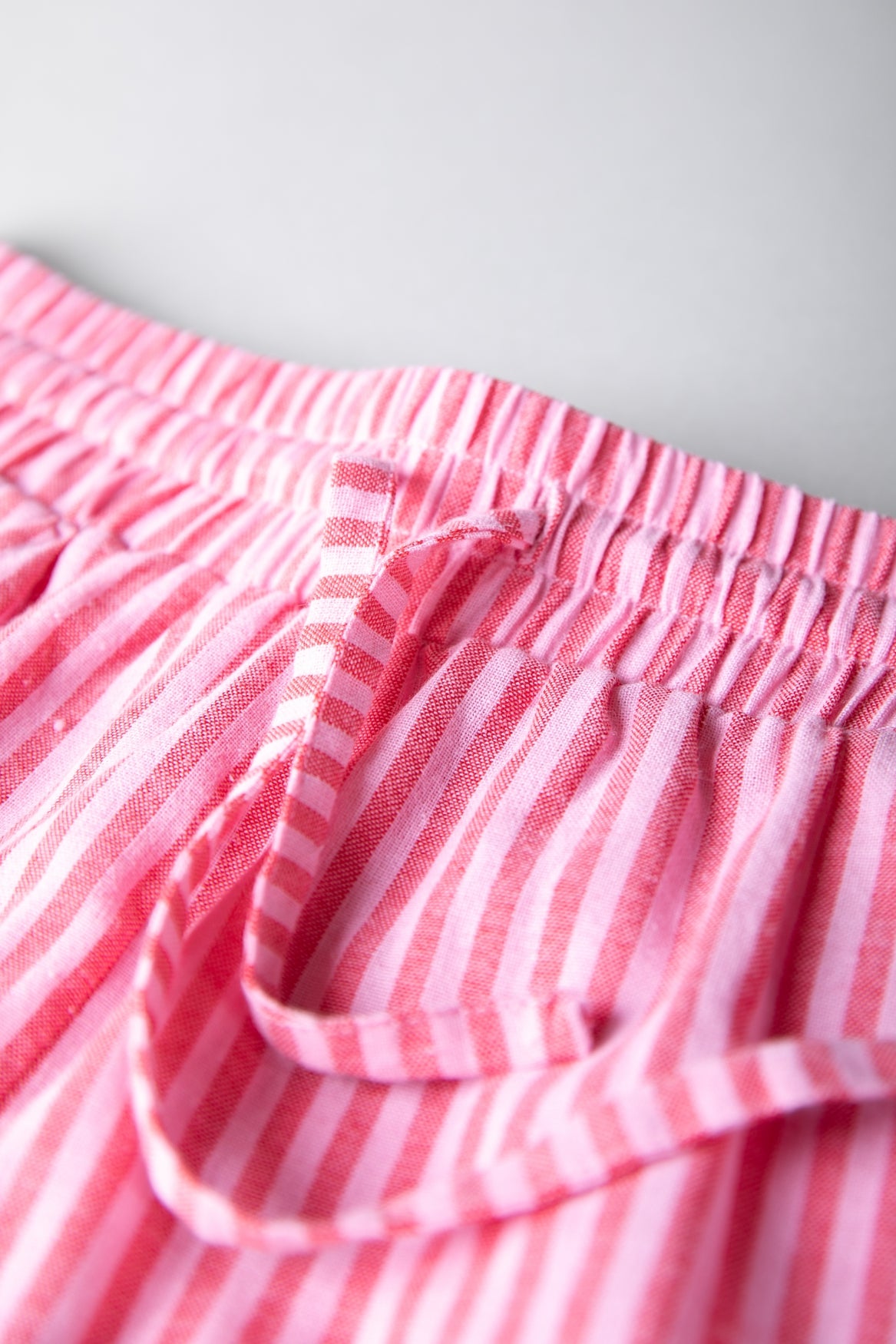 Sensa striped ruffle short | red/pink | Gaudi Den Haag